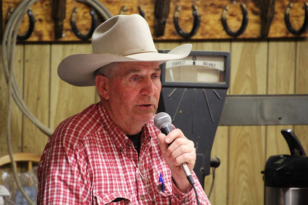 Fortunes U Lazy U Angus Ranch Bull Sale | TSLN.com