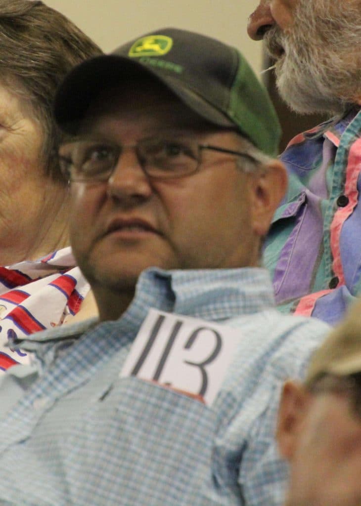 Urlacher Angus Spring Bull Sale | TSLN.com