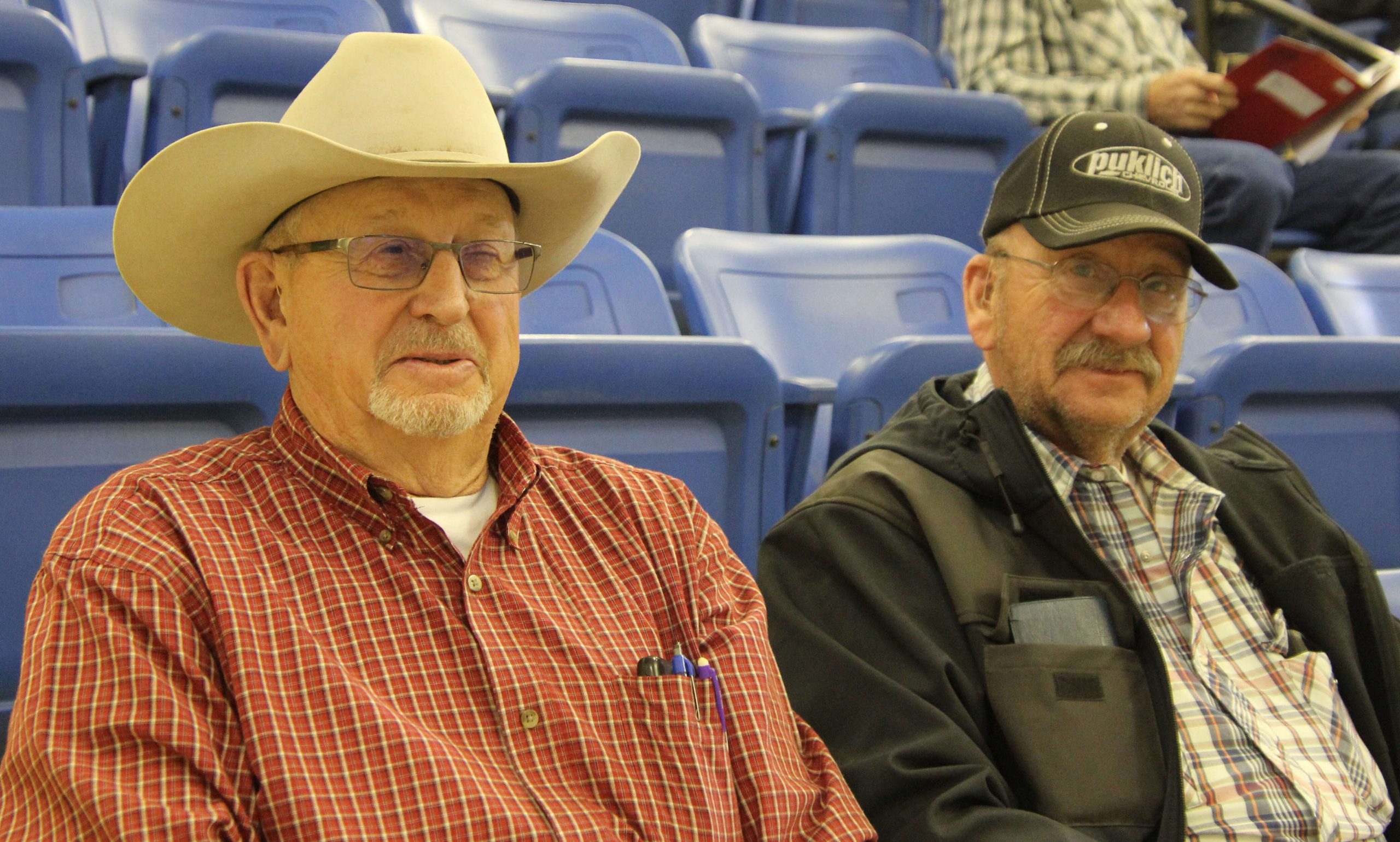 Brooks Chalky Butte Angus Annual Production Sale | TSLN.com