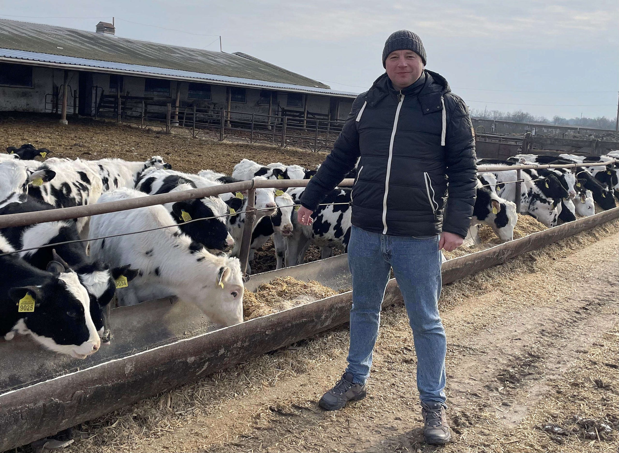 RUSSIANS TAKE CONTROL OF KHERSON DAIRY FARM | TSLN.com