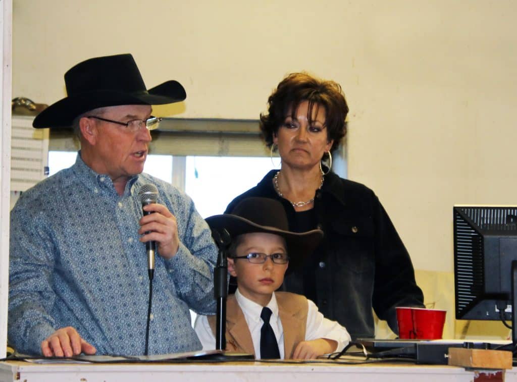 Rafter T Angus Bull Sale | TSLN.com