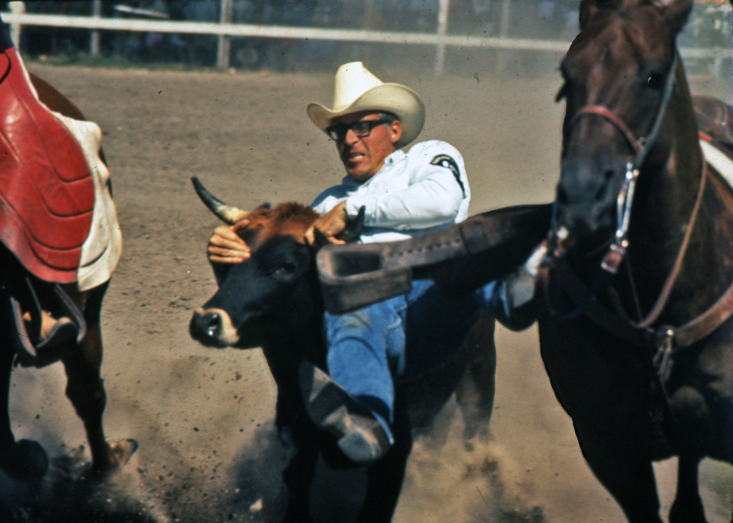 The flash has gone out: Long-time, legendary rodeo photographer passes ...