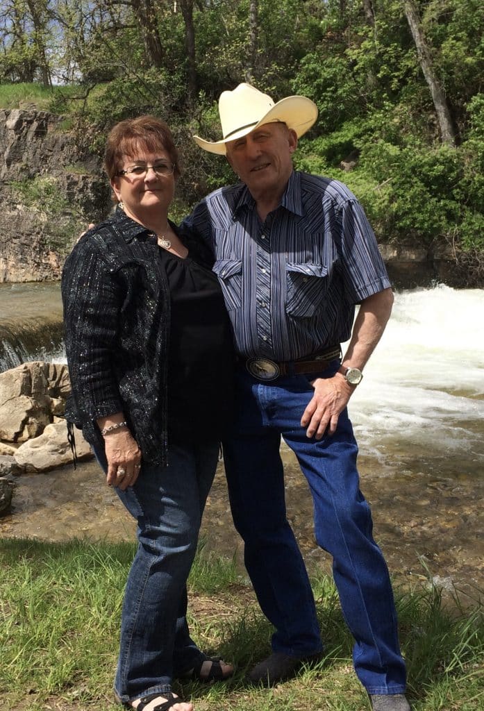 Larry and Barb Moe Named SDQHA Legacy Racing Trainers | TSLN.com