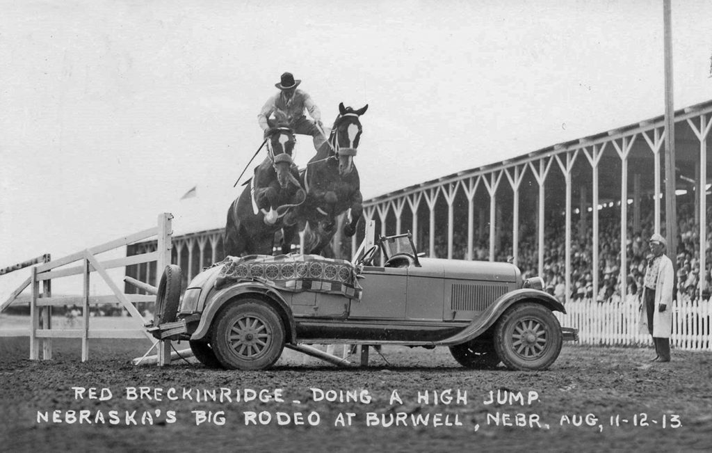 Out West Events | Century-old rodeos: Long on traditions, fans, and ...