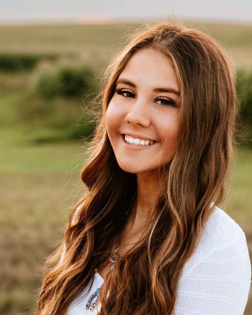 North Dakota 4-H Foundation awards 13 scholarships | TSLN.com
