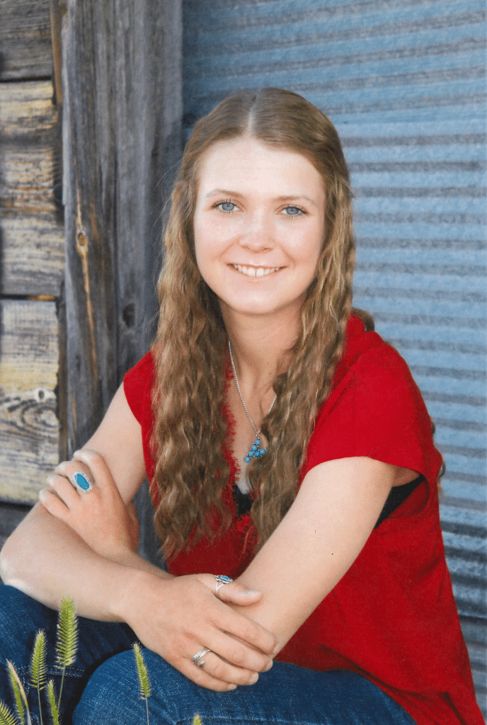 Wyoming Farm Bureau Federation awards 2023 college scholarships | TSLN.com