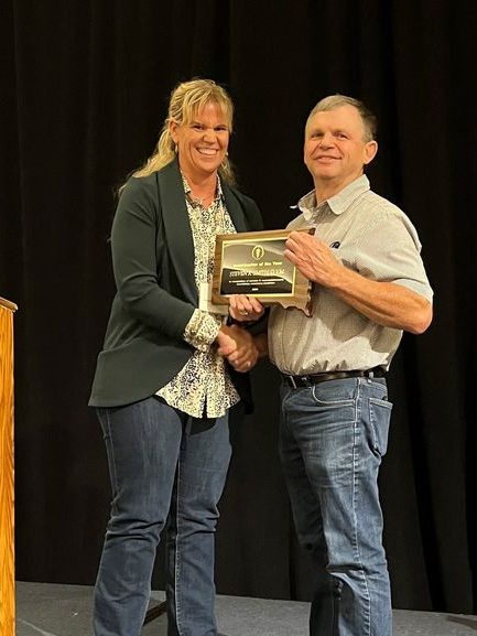 South Dakota Veterinary Medical Association honors several | TSLN.com