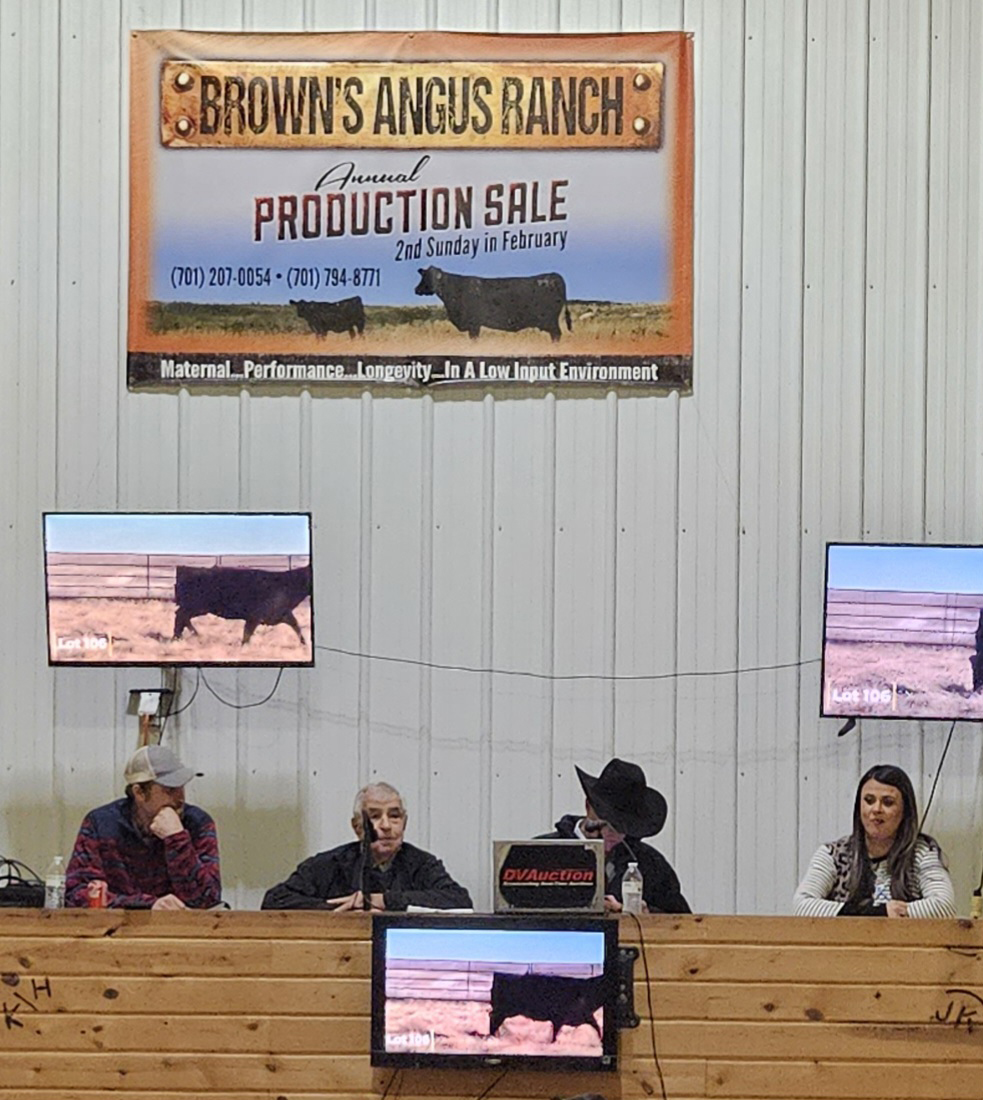 Brown Angus Ranch | TSLN.com