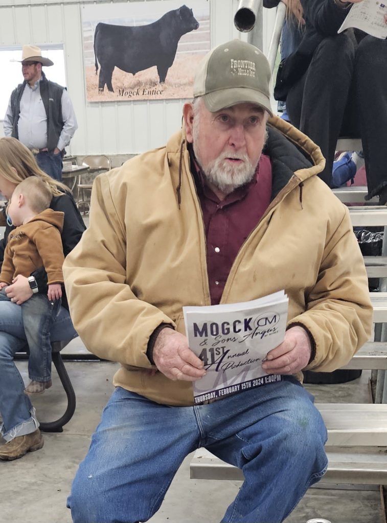 Mogck & Sons Angus Sale Report | TSLN.com