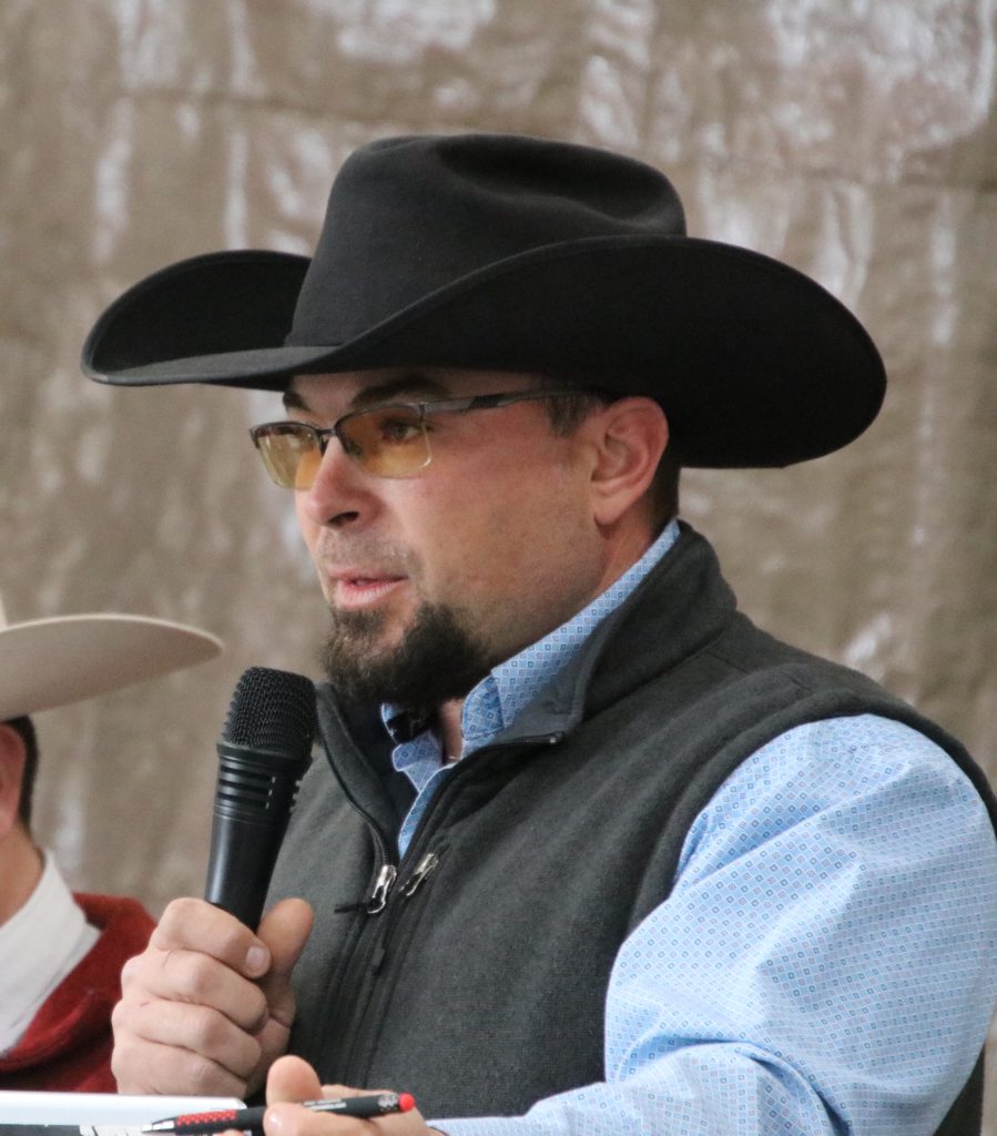 Shaggy Meadow Red Angus | TSLN.com