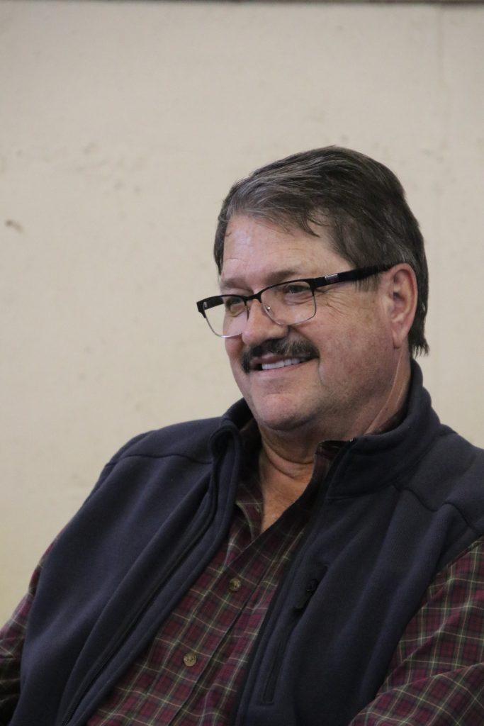 Urlacher Angus Spring Bull Sale | TSLN.com