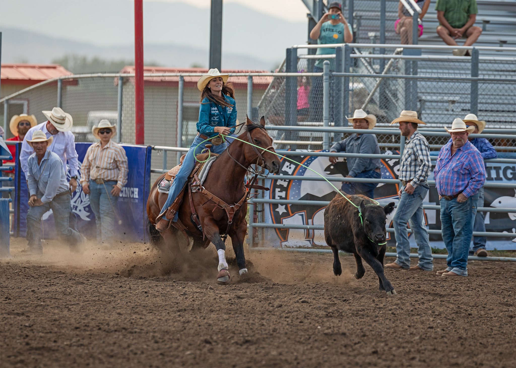 THREE-PEAT: Celebrated bucking horse carries bareback rider to win at ...