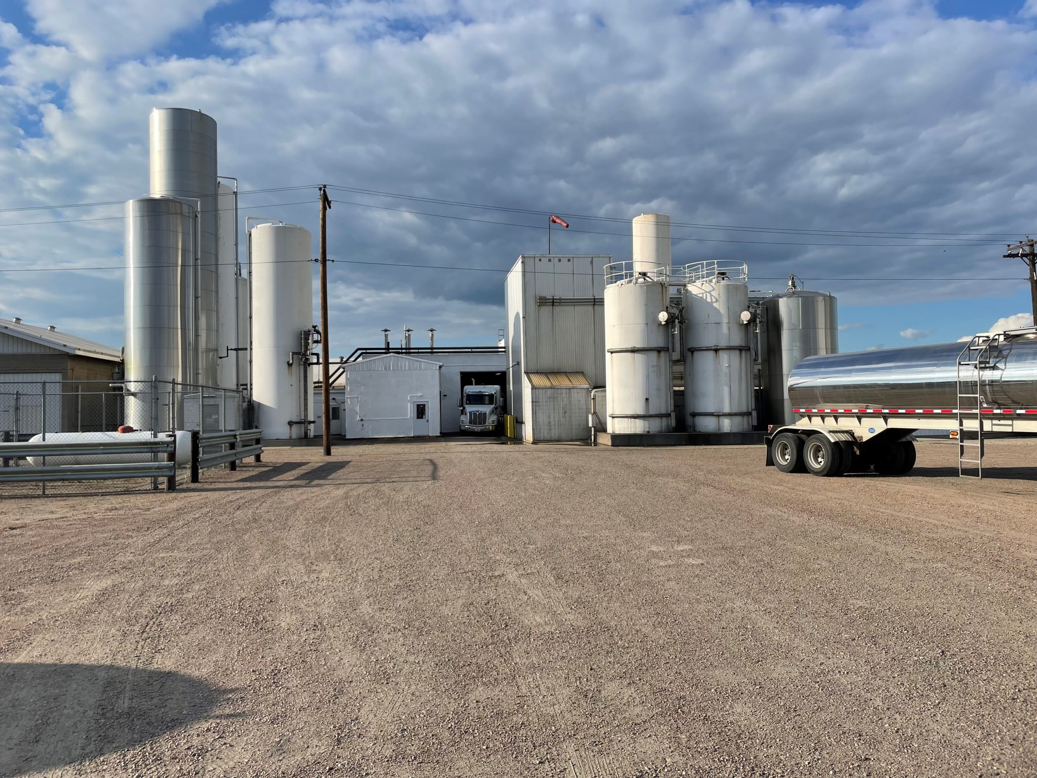 Got Milk? Riverview, LLP plans to build giant dairy farms in North ...