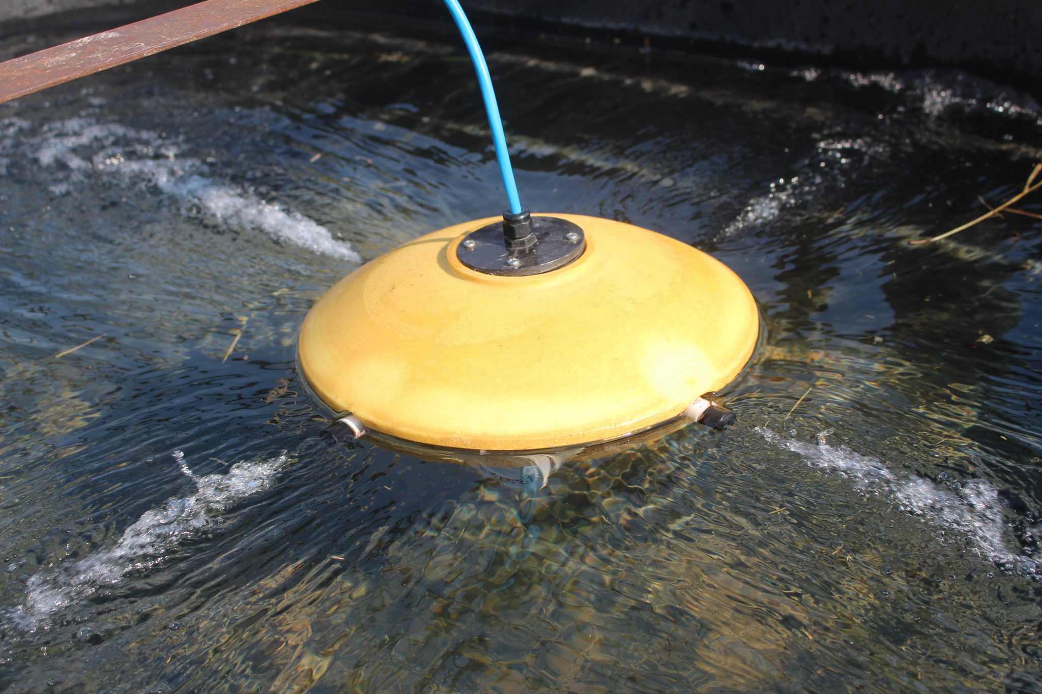 The Water Rippler: Wyoming rancher invents device to mitigate ice in ...