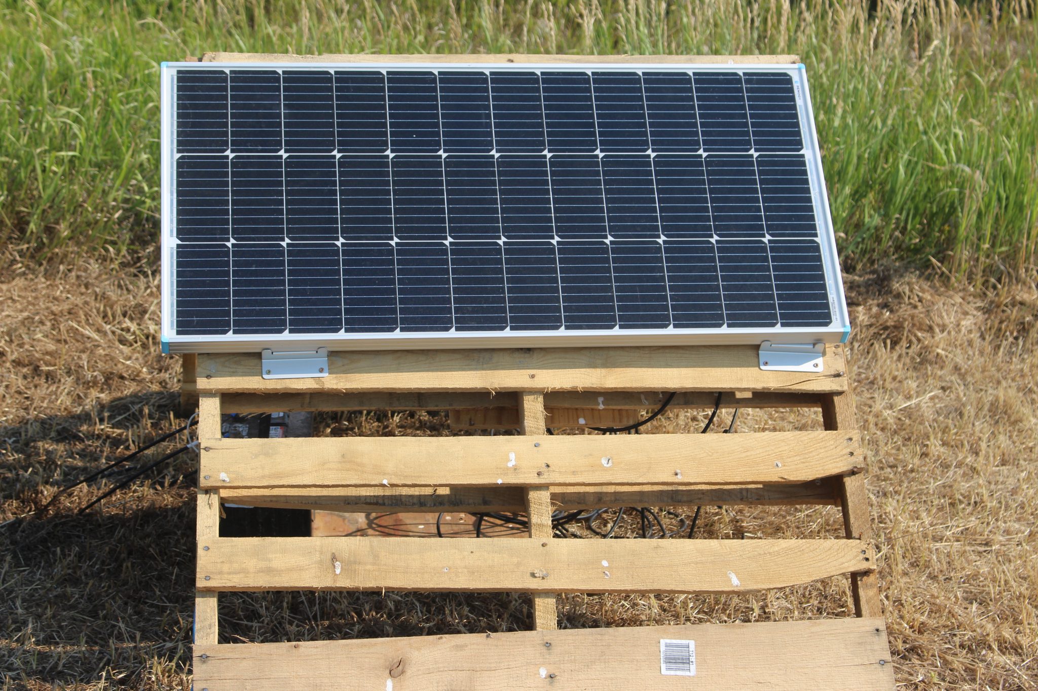 The Water Rippler: Wyoming rancher invents device to mitigate ice in ...