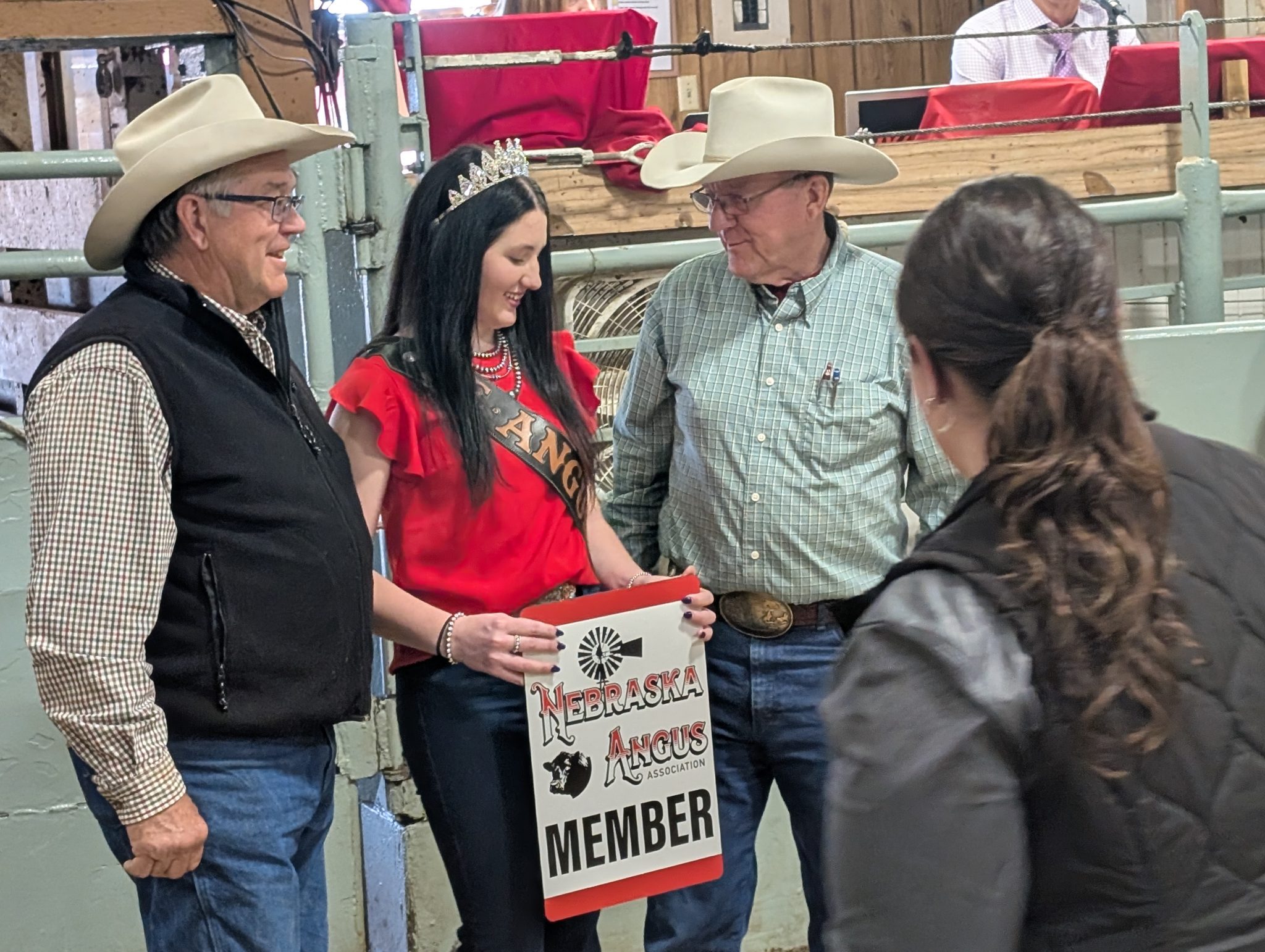 Dethlefs Angus, Treffer Angus & C1 Cattle Annual Bull Sale | TSLN.com