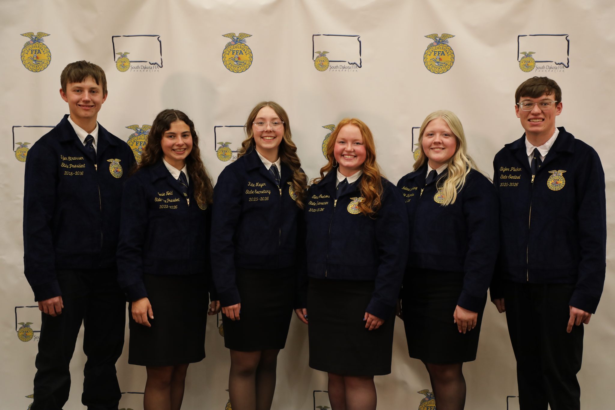 South Dakota FFA Elects State Officers at Convention | TSLN.com
