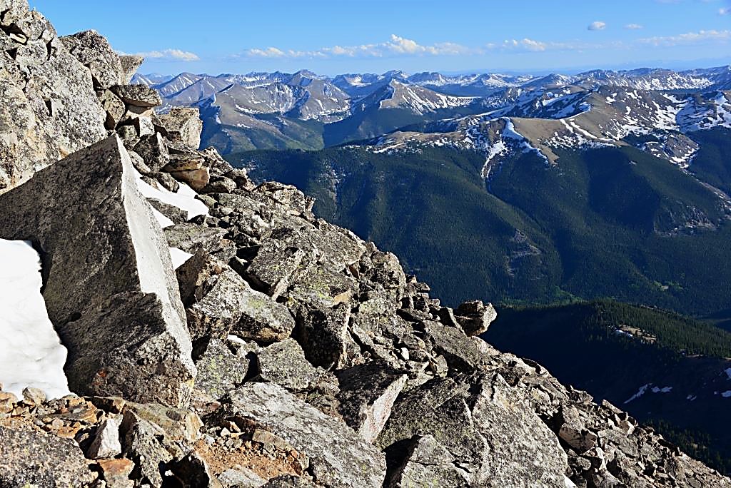 Stunning vistas from 14er Mount Yale in the heart of the Collegiate ...
