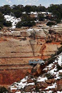 Man drives off cliff, survives by landing on rock | SummitDaily.com