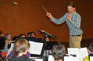 Summit Right Brain: Mark Koob teaches 180 Summit middle schoolers how ...