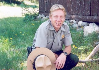 Report: Missing park ranger tried first aid after fatal fall ...