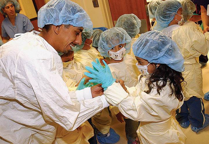 Hospital tour | SummitDaily.com