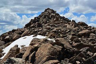 Hiking Mount Harvard 14er from Frenchman Creek | SummitDaily.com