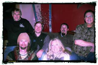 Music Scene: Free music at Alma’s Only Bar from Split Window ...