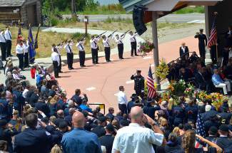 Hundreds gather to celebrate life of Flight for Life pilot Patrick ...