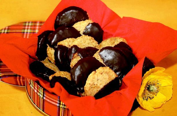 Toffee Cutouts | SummitDaily.com