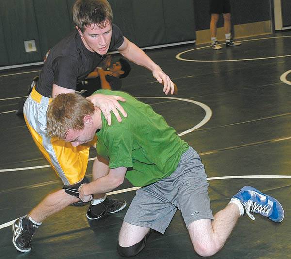 SHS wrestling team avoids extinction | SummitDaily.com