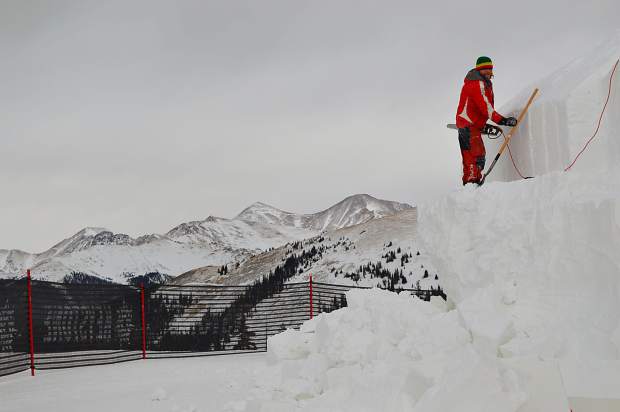 World’s largest snow fort under construction at Keystone Resort ...