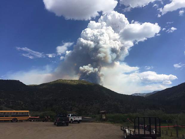 Gutzler Fire settled down at 974 acres, partial demobilization begins ...