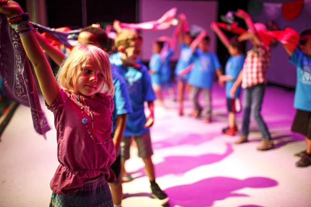 Dillon Valley students host celebration for Mexican, Central American ...