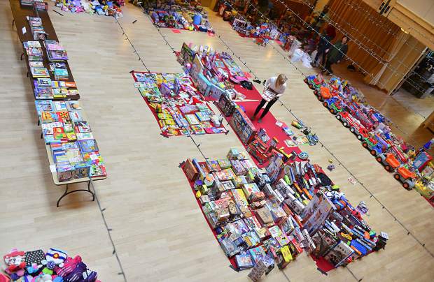 Summit County Adopt an Angel program distributes toys to children ...