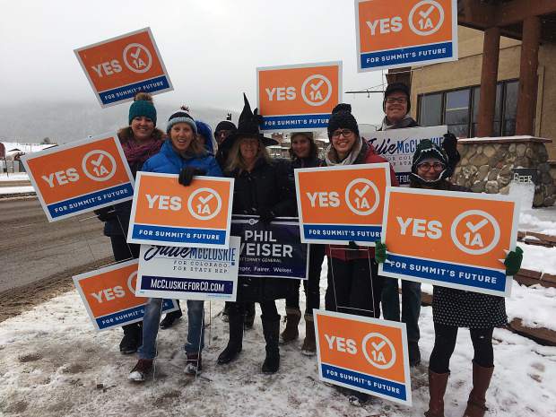 Ask Eartha: Can I recycle my political yard signs? | SummitDaily.com