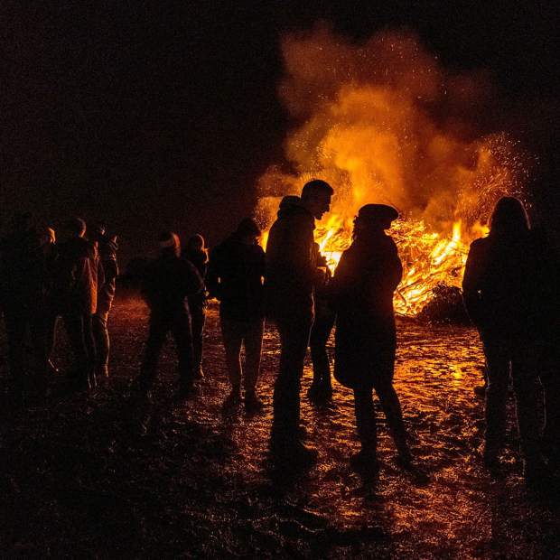 Say ‘So long, winter’ at Silverthorne’s first burning-snowman bonfire ...