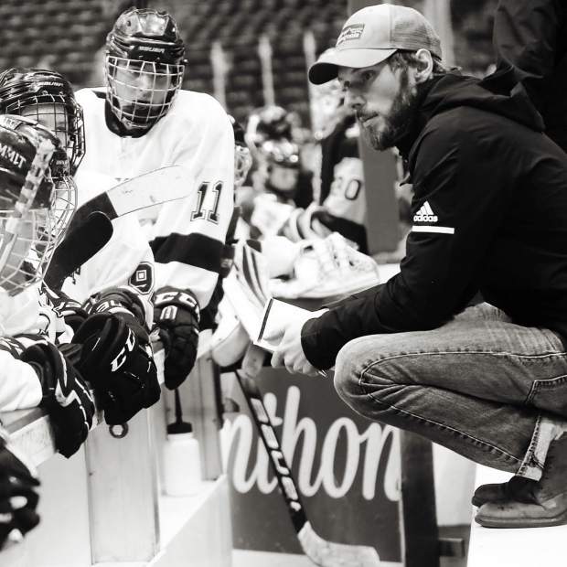 Summit Youth Hockey Bantam A team skates to best season in program ...