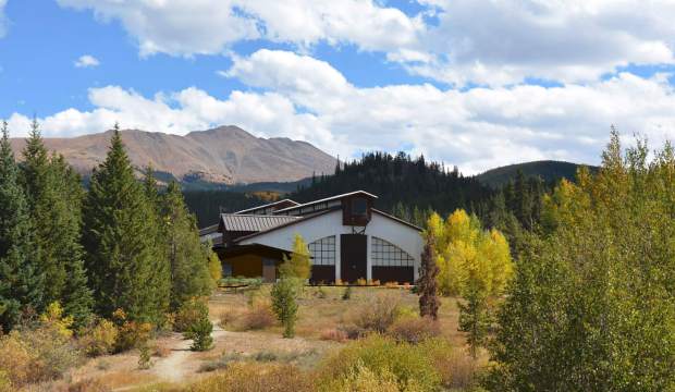 Breckenridge backs ice rink’s locker room redo after $200,000 cost ...