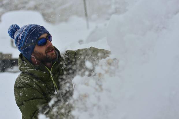 Two avalanches tear through Ten Mile Canyon in Summit County on Sunday ...