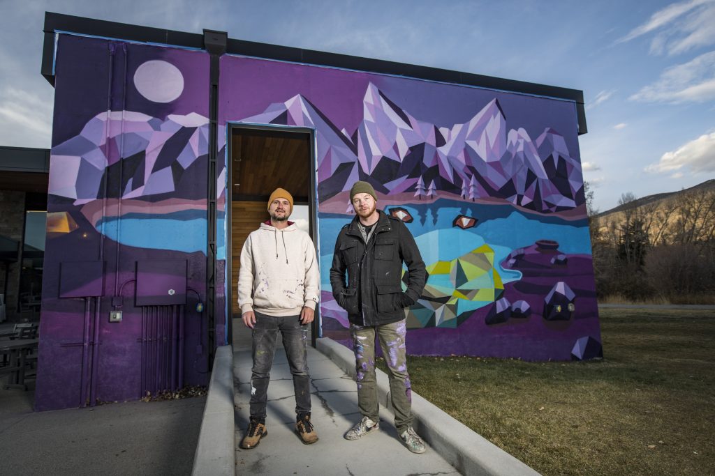 Silverthorne Performing Arts Center gets a new mural | SummitDaily.com