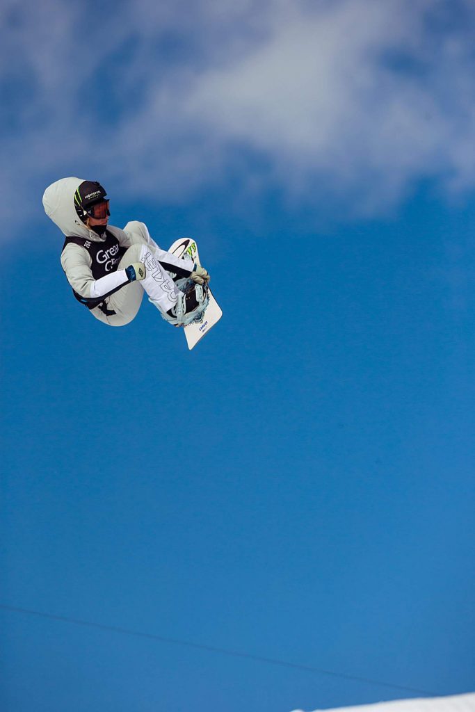 Jamie Anderson holds off Laurie Blouin in slopestyle for 17th career X ...