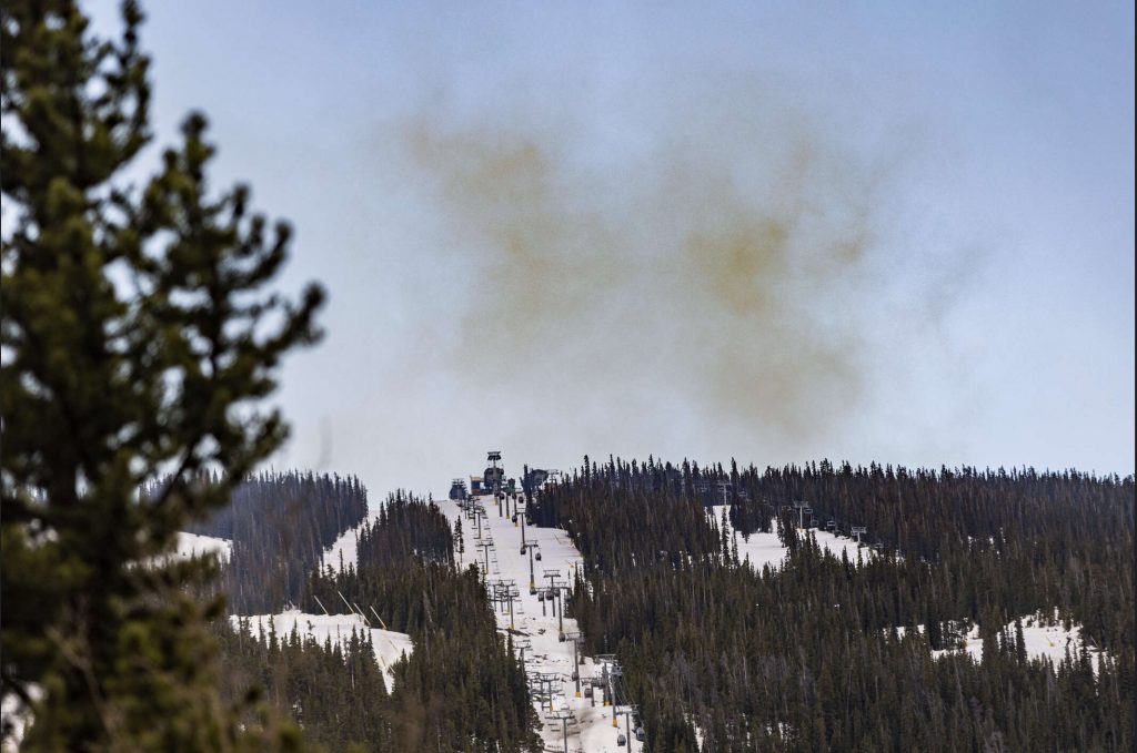 Wind ignites burn piles Saturday in Keystone Gulch | SummitDaily.com