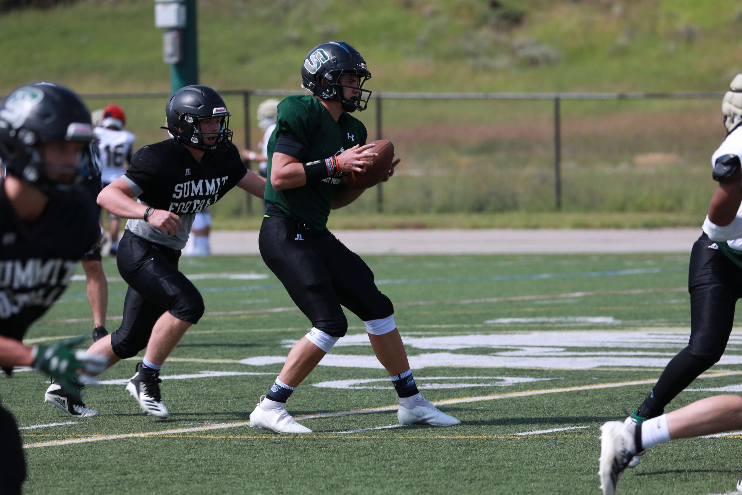 Summit High School football impresses in preseason scrimmage with new ...