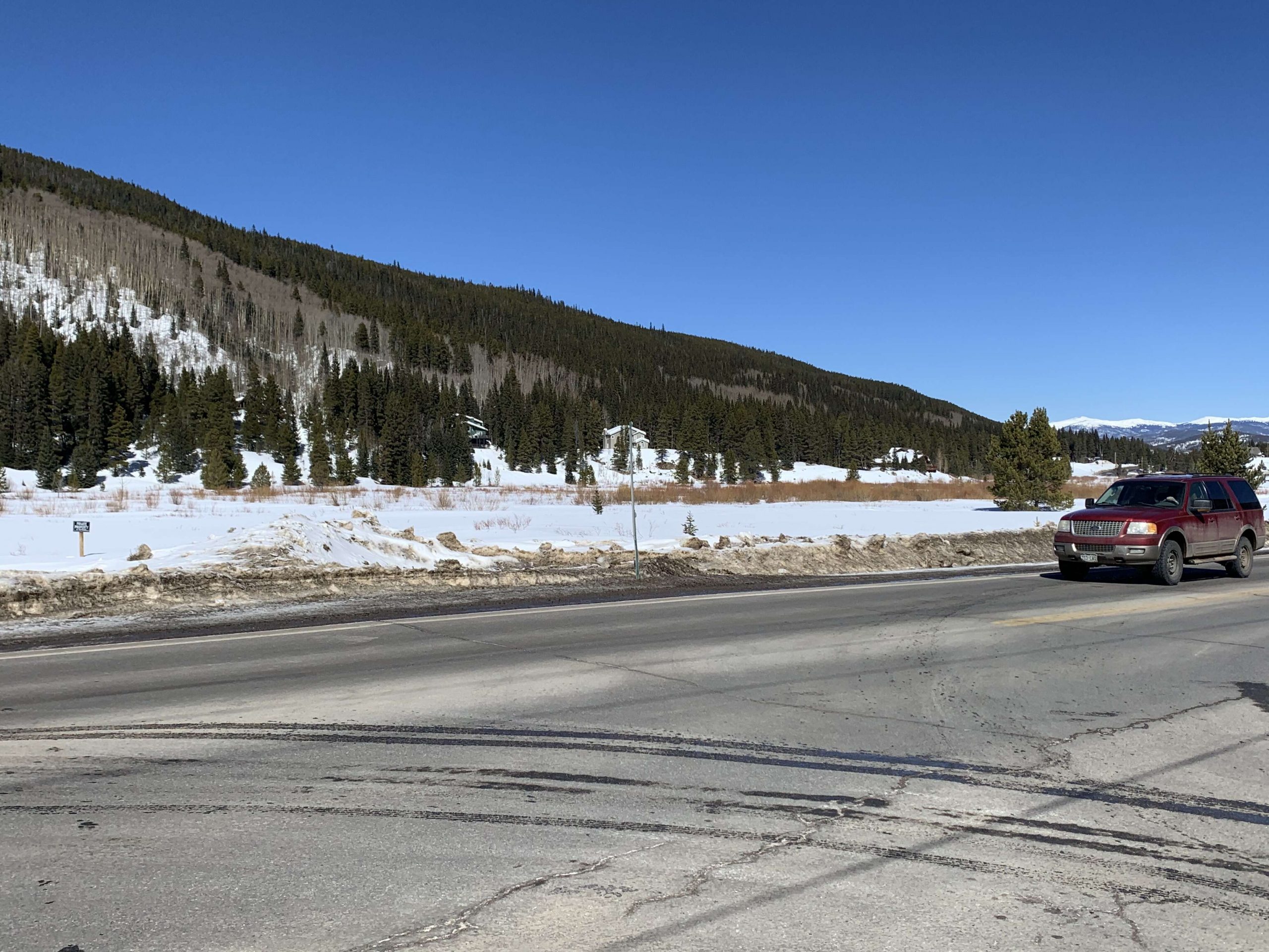 Blue River officials express concerns over proposed CDOT chain-up ...