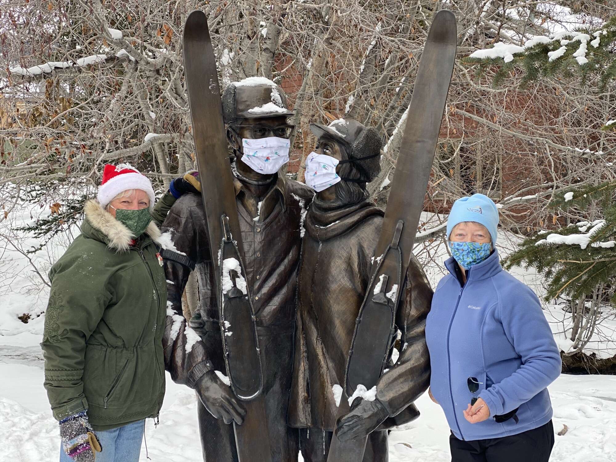 The Bag Ladies raise money for the Family & Intercultural Resource ...