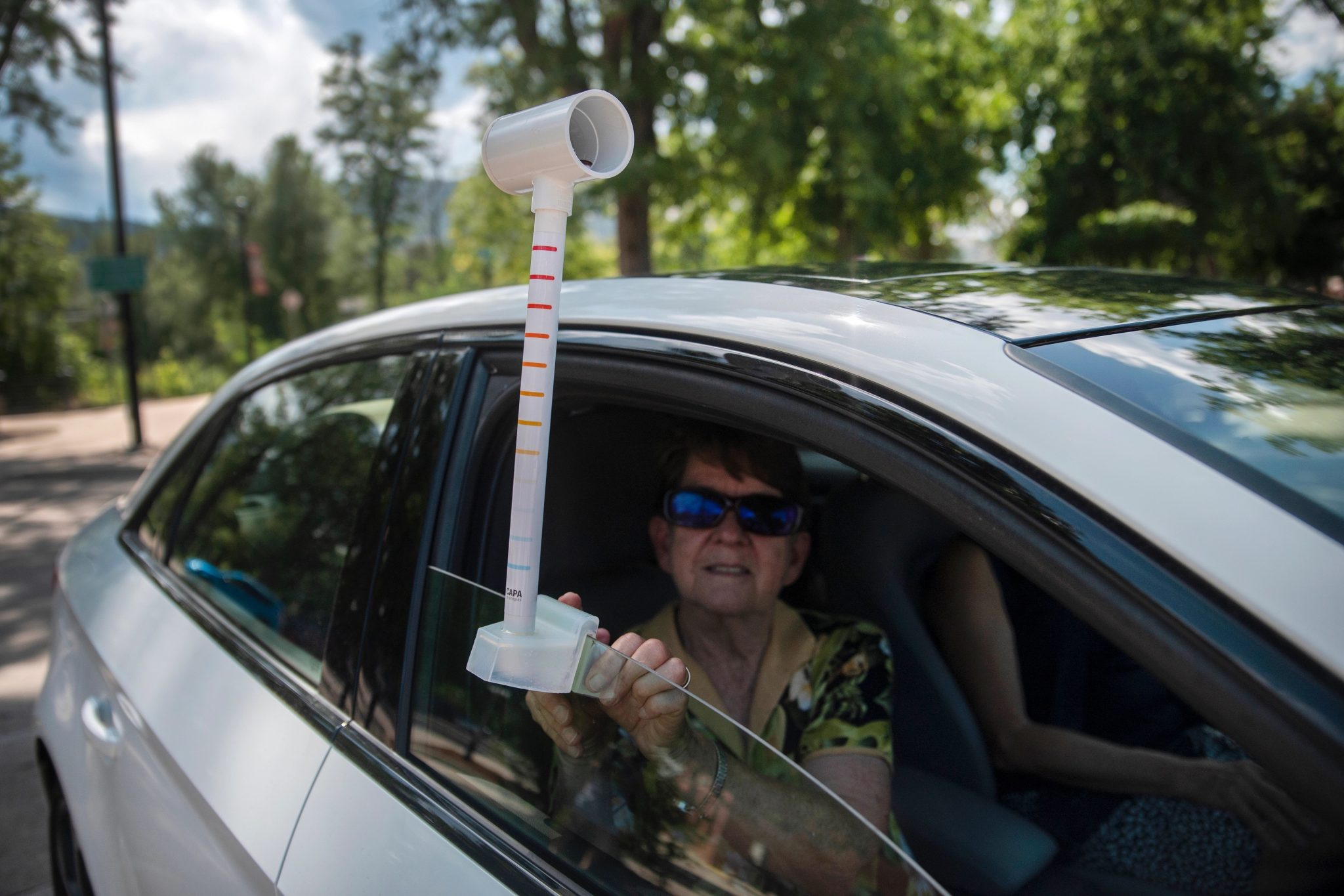 Volunteers fan out over Boulder to record time, temp and humidity for ...