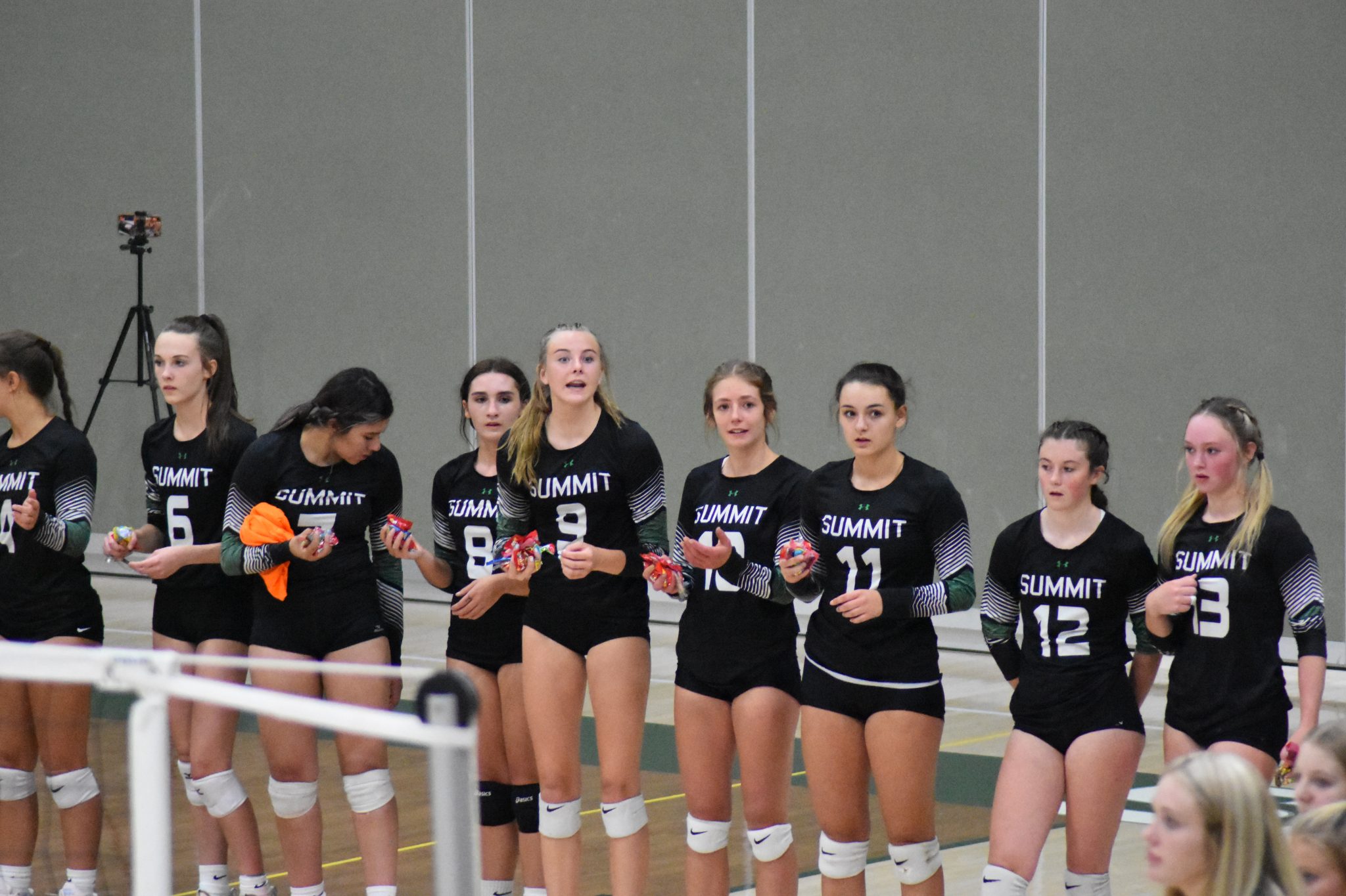 Summit Tigers volleyball shuts out Clear Creek in home opener ...