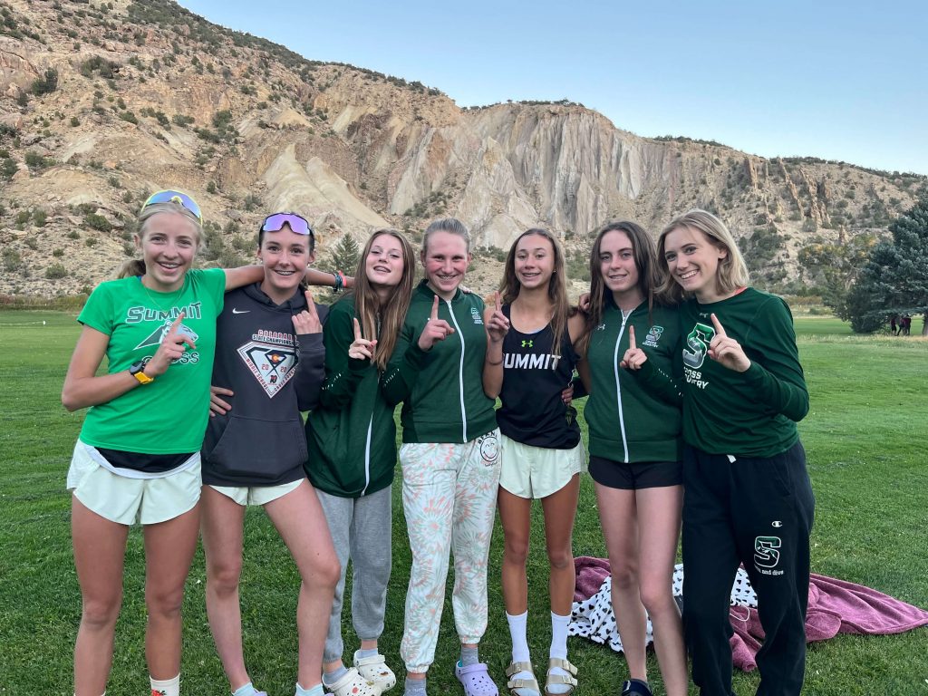 Summit cross-country team preserves its legs for regionals while ...