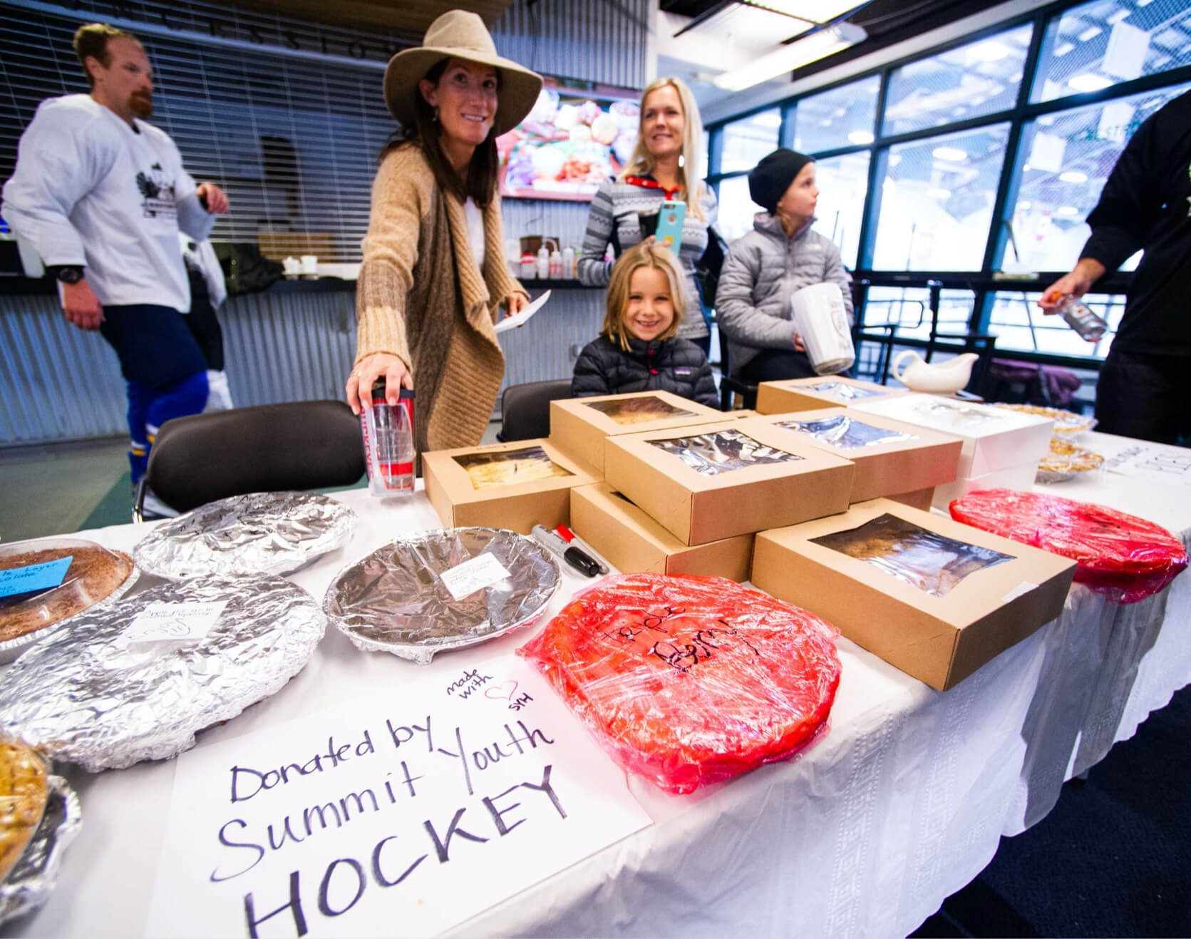 What is SkatesGiving? Summit County’s unique Thanksgiving tradition ...